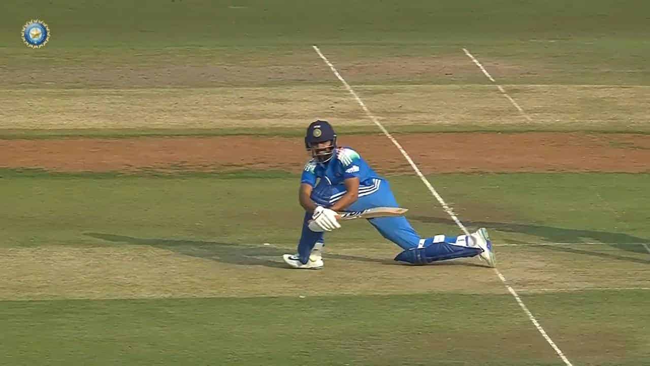 Ruturaj on the charge: Smashes 4,6,4 off Maharaj | BCCI.tv