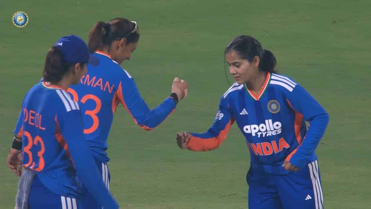 Richa Ghosh's power-packed finishing knock of 40*(16) | BCCI.tv