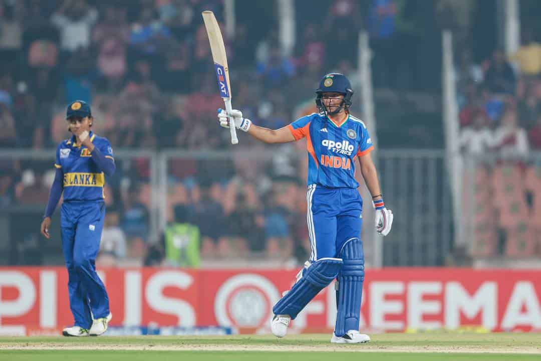 50 up! Captain Harmanpreet Kaur presses the accelerator button | BCCI.tv